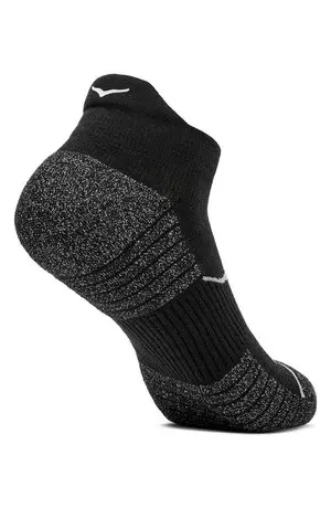 HOKA® Run 3-pack No-show Socks - Black/black/black
