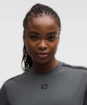 Lululemon Jersey Training Cropped Short-sleeve Shirt - Coal/graphite Grey