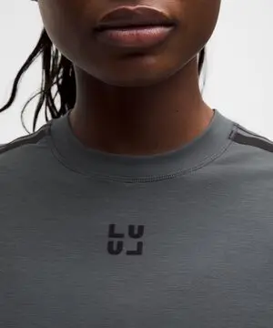 Lululemon Jersey Training Cropped Short-sleeve Shirt - Coal/graphite Grey