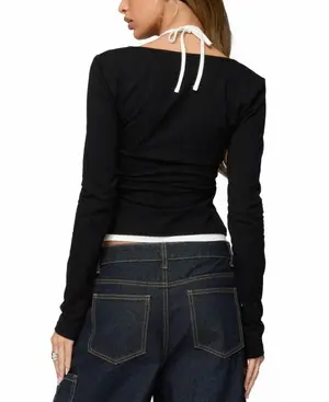 EDIKTED Contrast Layered Square Neck Top