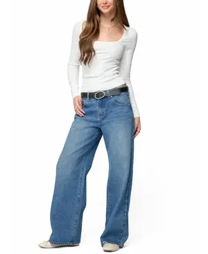 EDIKTED Zandra Square Neck Ribbed Top