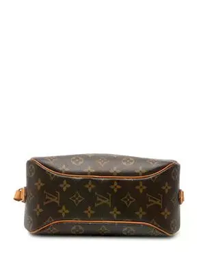 LOUIS VUITTON 2005 Monogram Blois Crossbody Bag