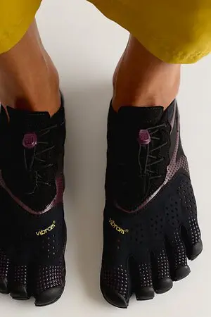 Vibram V-run Fivefingers Shoes - Black/fig