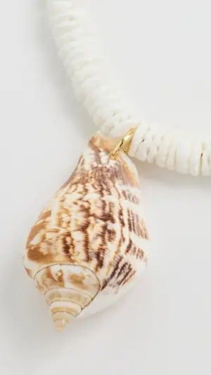 LOGAN TAY Shell Pendant Beaded Necklace