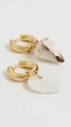LOGAN TAY Pearl Mismatched Earrings