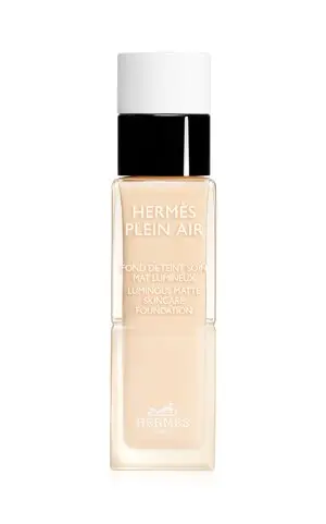 HERMÈS BEAUTY Hermès Plein Air; Luminous Matte Skincare Foundation 75c Gold - Universal