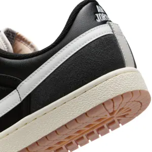 JORDAN Skyline Low Sneakers - Black