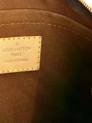 LOUIS VUITTON Multi Pochette Accessoires Monogram Canvas Crossbody Bag