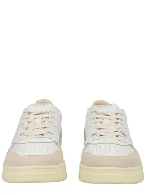 AUTRY Medalist Low Sneakers - White