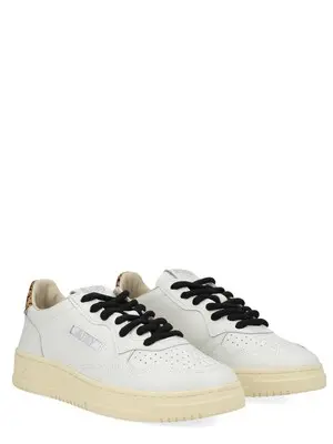 AUTRY Medalist Low Sneakers