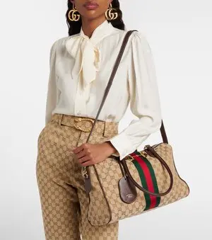 Gucci Large Gg Canvas Duffle Bag - Beige