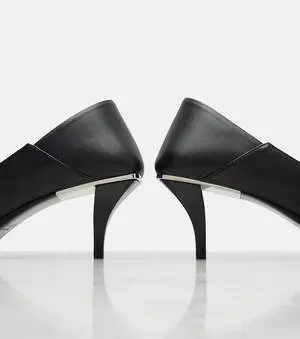 Gucci Vittoria Horsebit Leather Pumps - Black