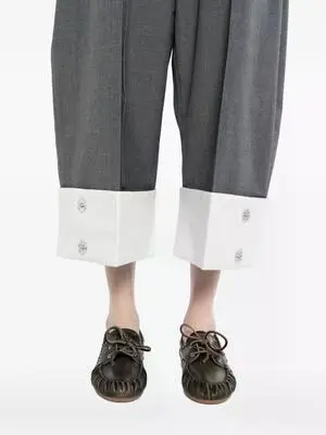 AO YES Pleated Cropped Trousers