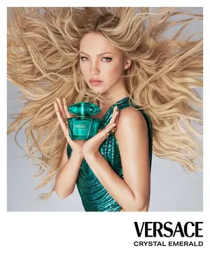 Versace Crystal Emerald Eau De Parfum Spray