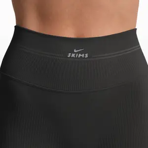 Nike Skims Ribbed Seamless 34" Straight Leggings