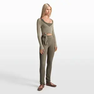 Nike Skims Ribbed Seamless 34" Straight Leggings