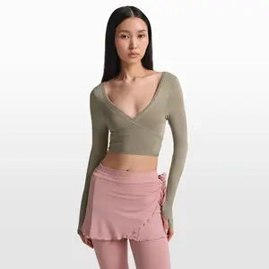 Women's stretch layering tops