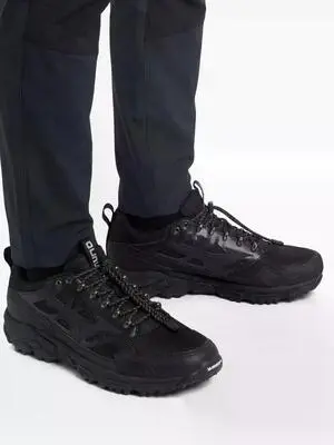 Mizuno Wave Daichi Ls Logo Sneakers - Black