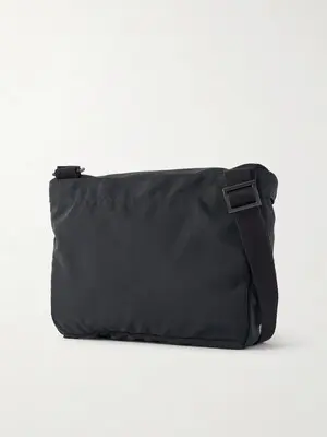 A KIND OF GUISE Nanamica Shell Messenger Bag