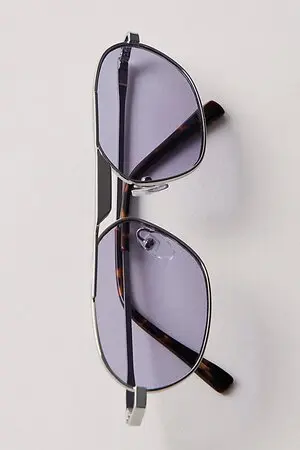 Free People Tavi Aviator Sunglasses - Silver/grape Soda