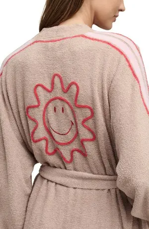 Barefoot Dreams Cozychic Lite™ Smiley Sun Robe