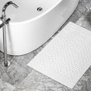 TOGAS Mira Bath Mat - White