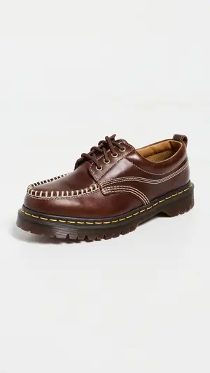 Dr. Martens Lowell M 8/ W