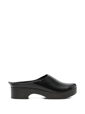 Women's Low-Heeled Mules and Clogs 