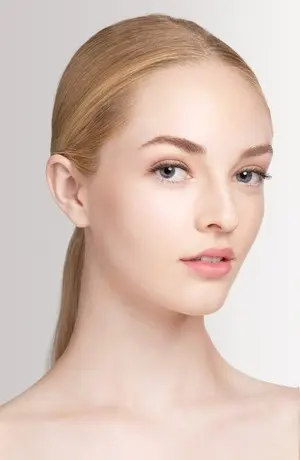 CHANTECAILLE Future Skin Cushion Foundation - Aura