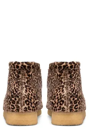 Clarks Wallabee Chukka Boots In Calf Hair - Leopard Print