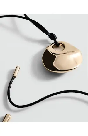 Mango Metal Pendant Necklace