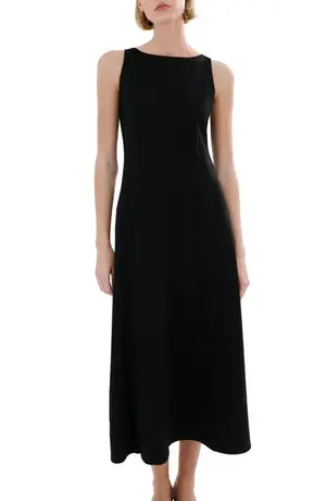 Sleeveless Black Day Dresses
