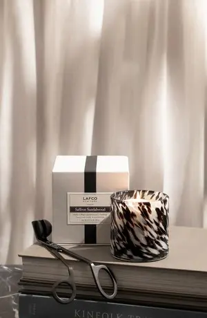 LAFCO NEW YORK Saffron Sandalwood Classic Candle