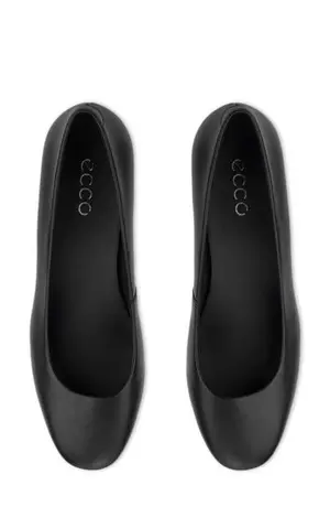 Ecco Leather Pump - Black