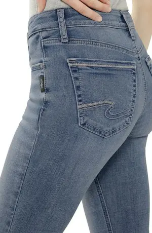 SILVER JEANS CO. Suki Crop Skinny Jeans