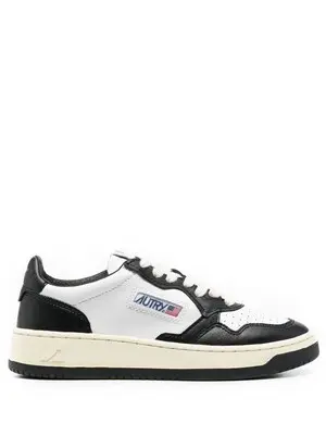 AUTRY Medialist Low Leather Sneakers - Black