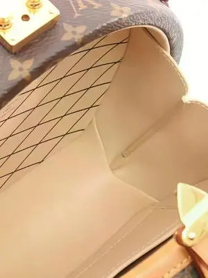 LOUIS VUITTON 2019 Mini Boîte Chapeau Monogram Tote