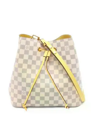 Louis Vuitton Drawstring Shoulder Bags