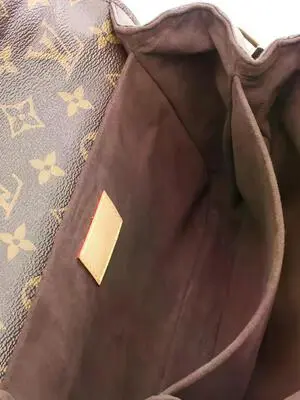 LOUIS VUITTON Mm Métis Monogram Satchel