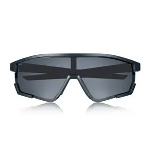BREED Vega Polarized Sunglasses - Black/black