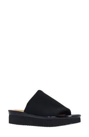 L'AMOUR DES PIEDS Azisa Wedge Sandal