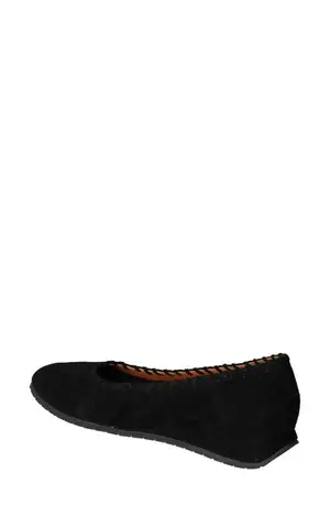 L'AMOUR DES PIEDS Tiffanie Flat - Black