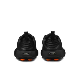 Nike Mind 002 Sneakers