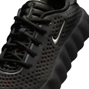 Nike Mind 002 Sneakers