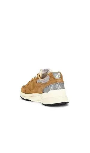 AUTRY Hyperway Low Sneaker - Copper & Silver