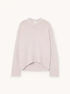 GWYN Crewneck Rounded Sweater