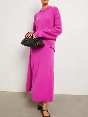 GWYN Crewneck Rounded Sweater