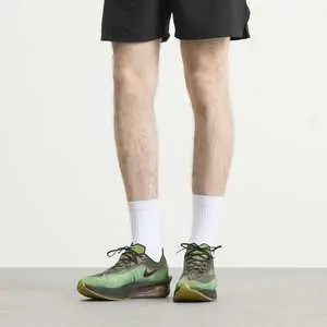 Nike Vaporfly 4 Premium Sneakers