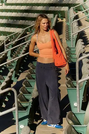 Free People FP Movement Hot Shot Easy Pants Midnight Navy