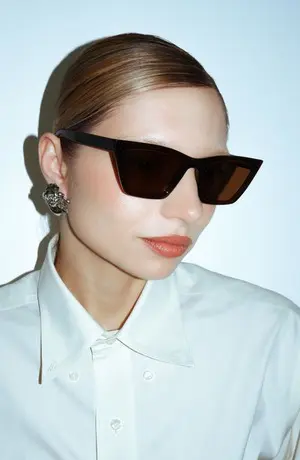 REALITY EYEWEAR Van Saint Sunglasses - Chocolate